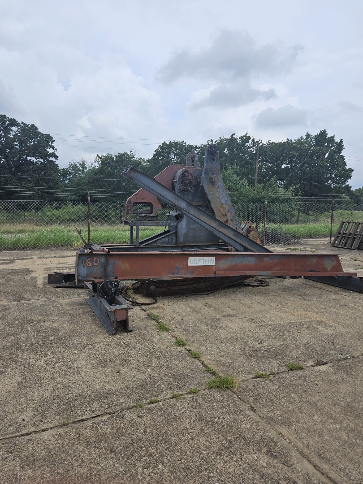 Lufkin Pumping Unit - Saber Asset Group